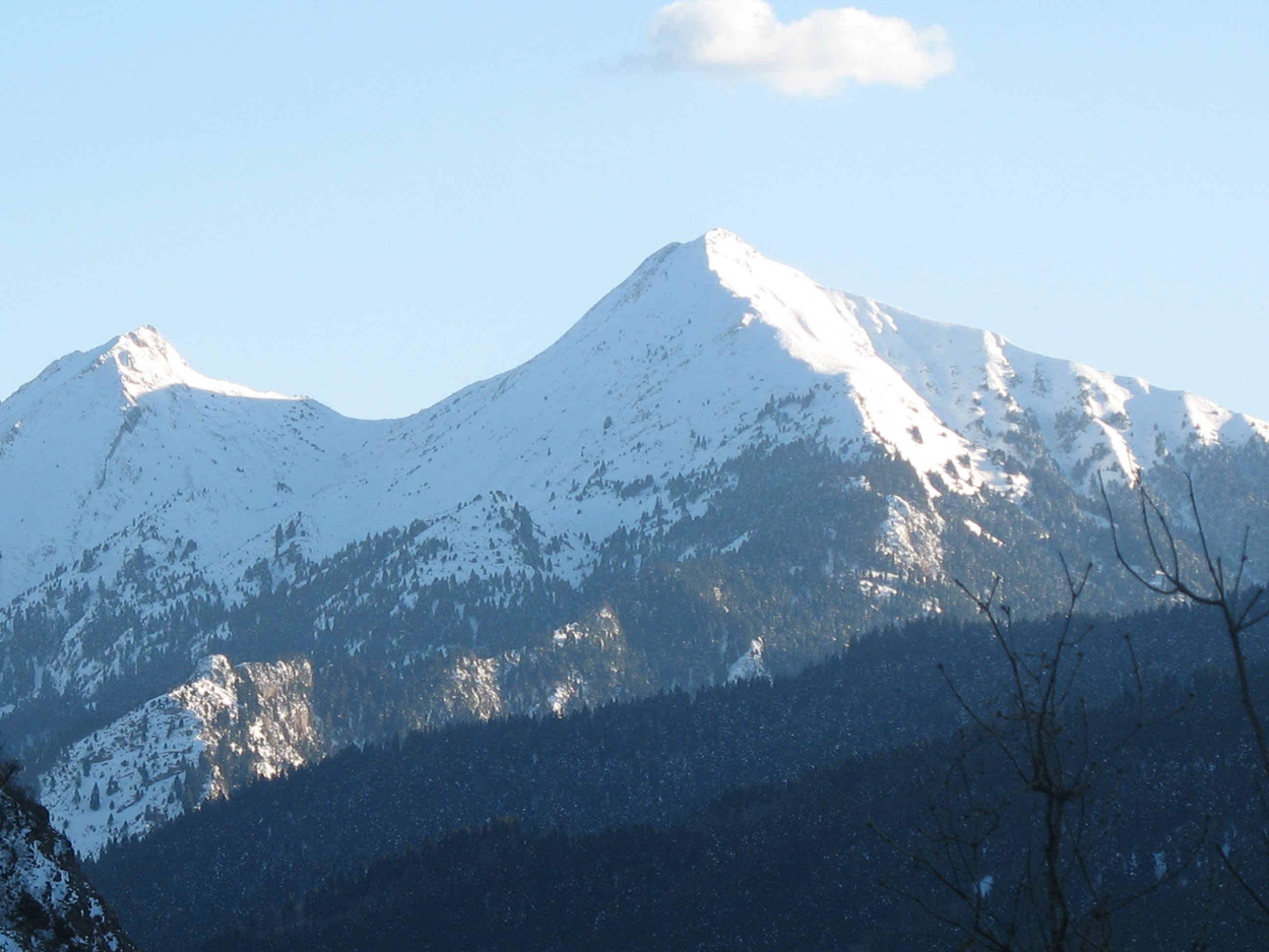 Agrafa mountains covered by snow - view from Lake Plastira Photo from ...