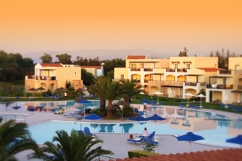 Georgioupoli...Hotel Pilot Beach Resort **** Photo from Perastikos in ...