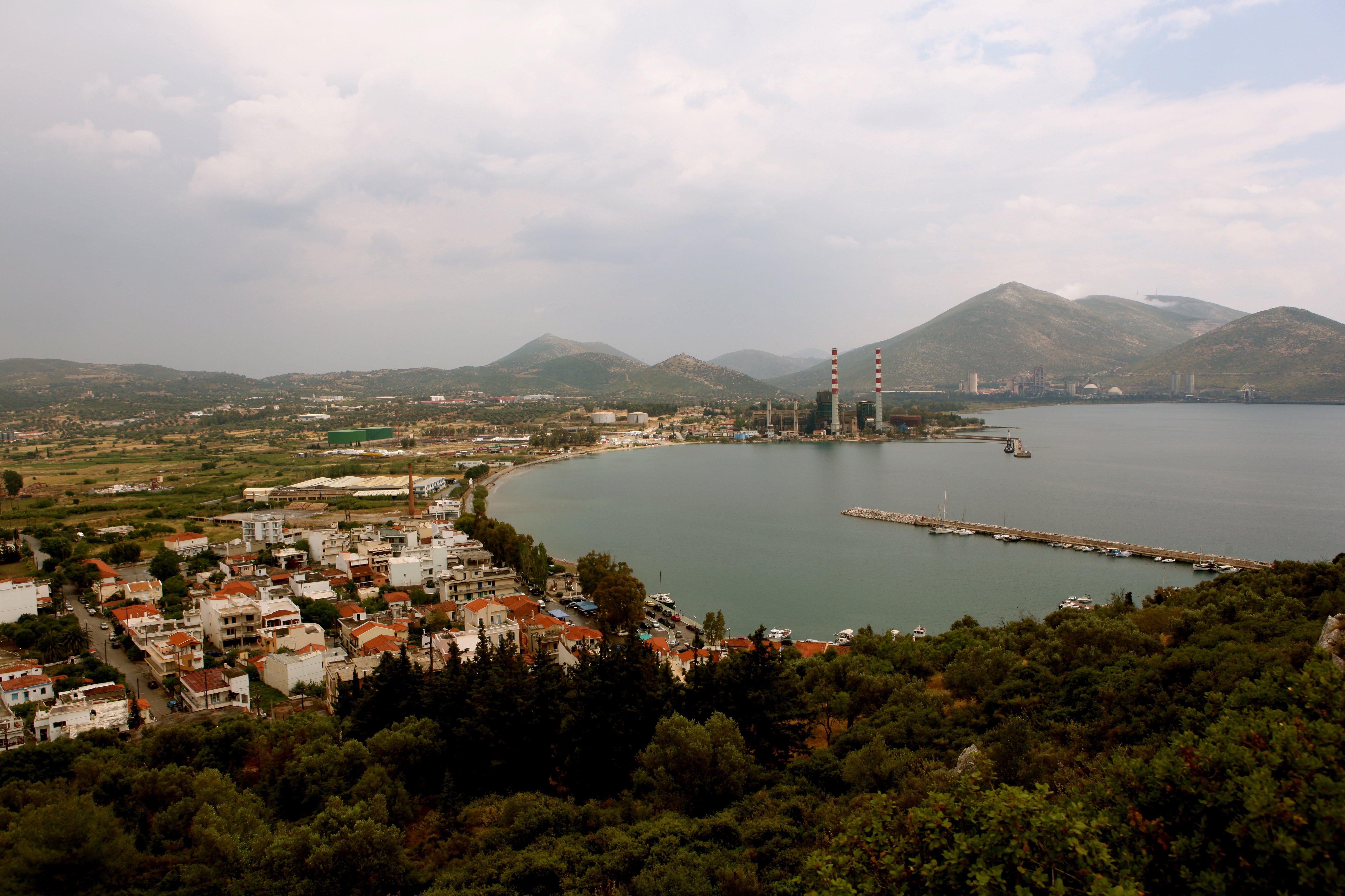 Karavos - Aliveri Photo from Aliveri in Evia | Greece.com