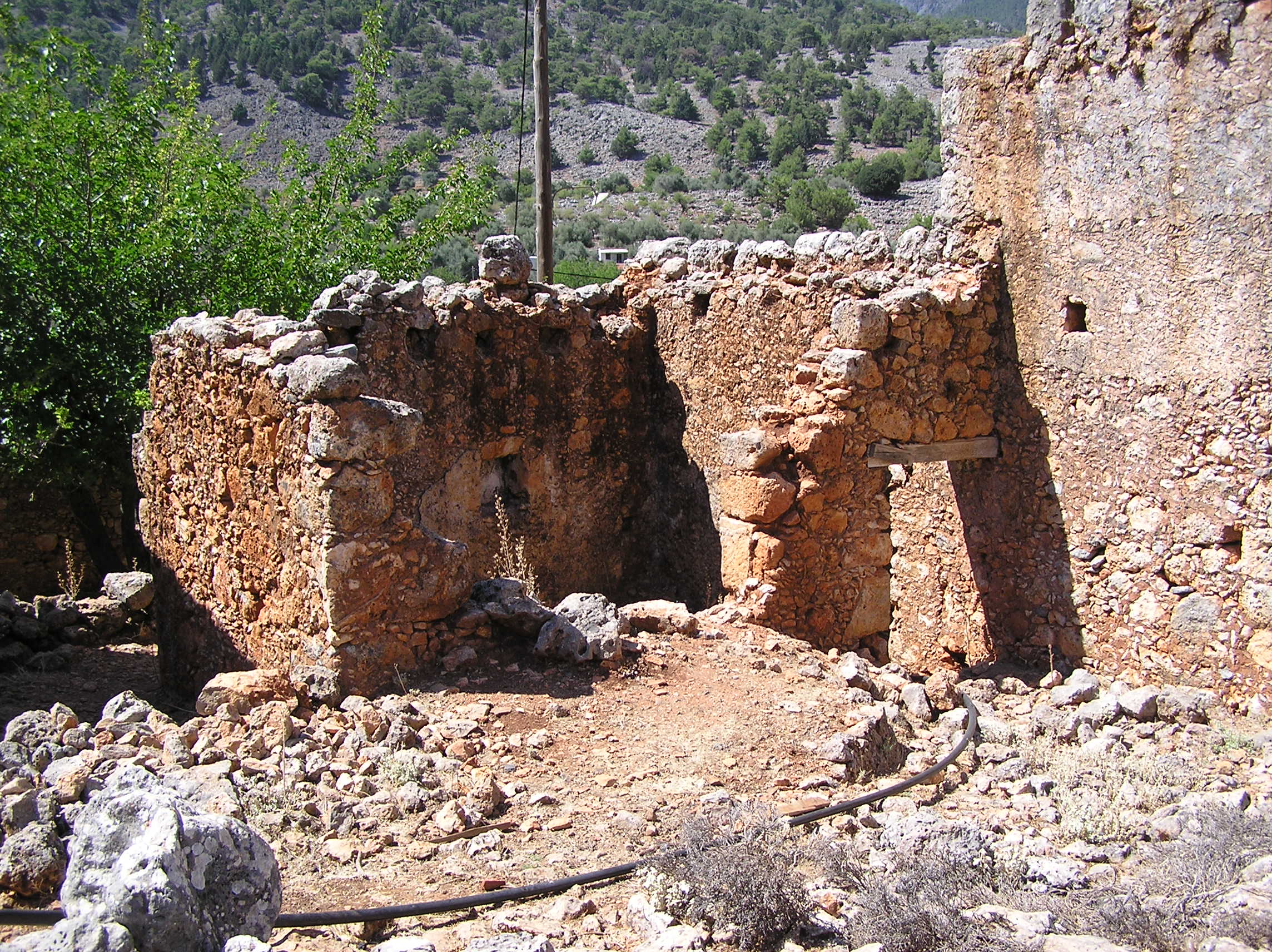 Ruins at Aradena Photo from Aradena in Chania | Greece.com