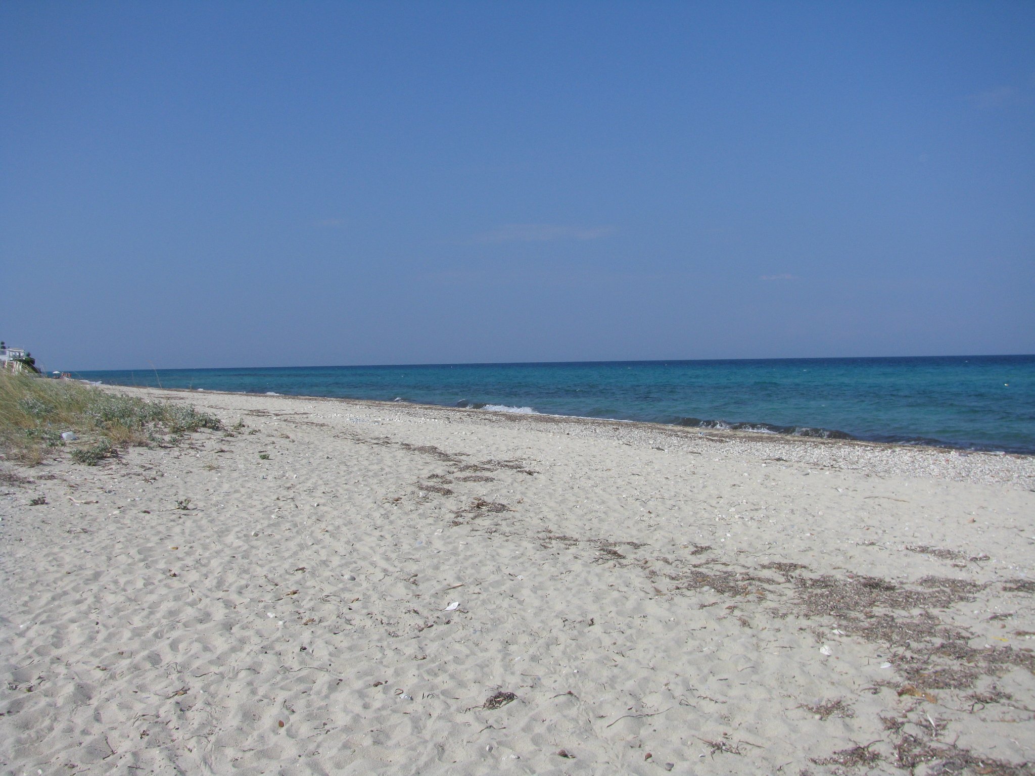 Pláž (beach) Fourka Photo from Skala Fourkas in Halkidiki | Greece.com