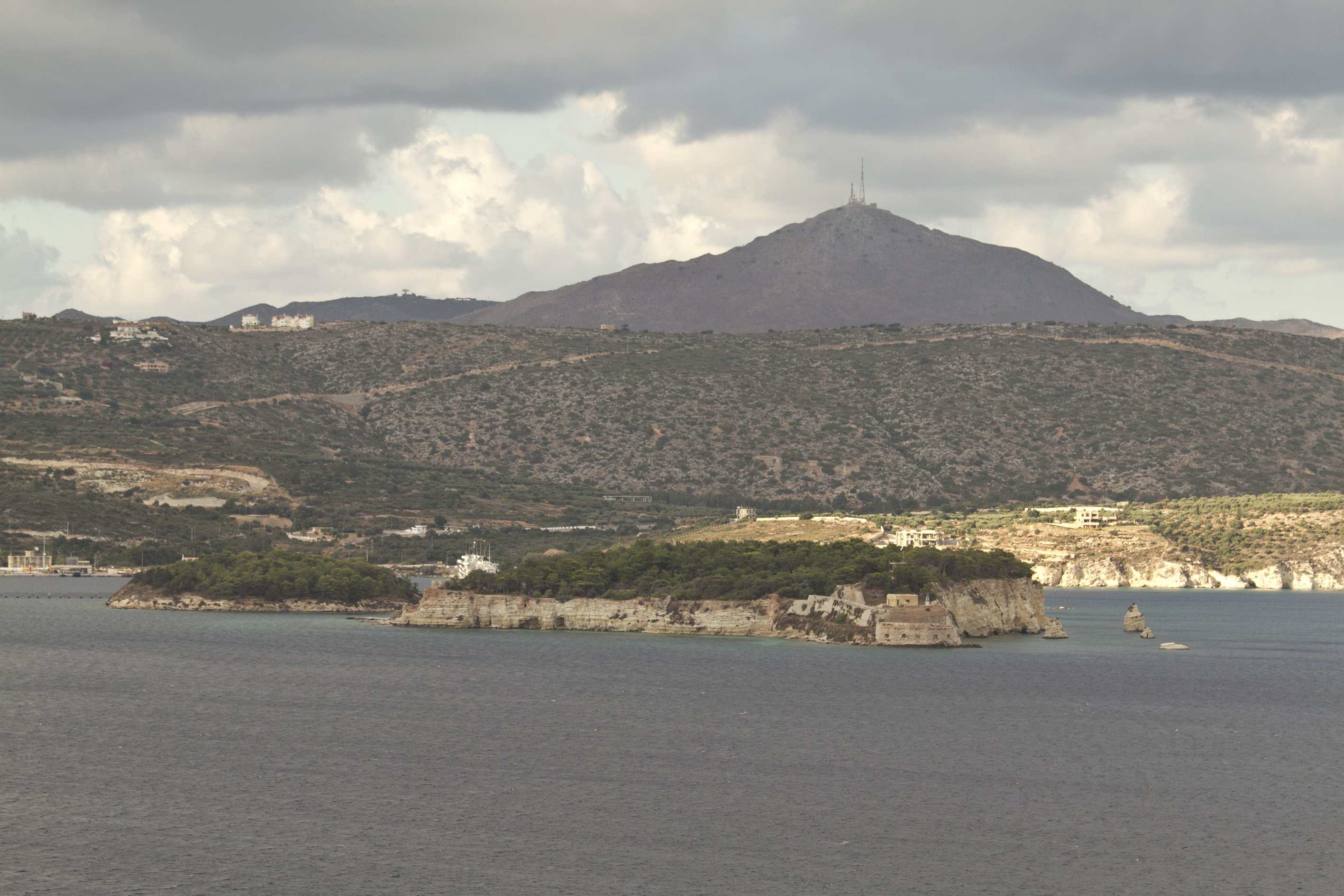 Souda Nisida Photo from Kalami in Chania | Greece.com