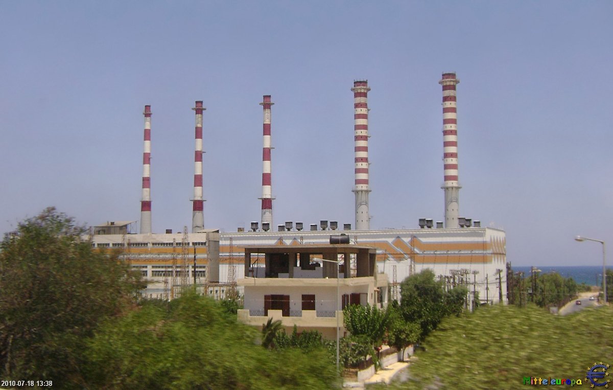Oil power station Heraklion - Iraklieo Ölkraftwerk 18.Juli,2010) Photo ...