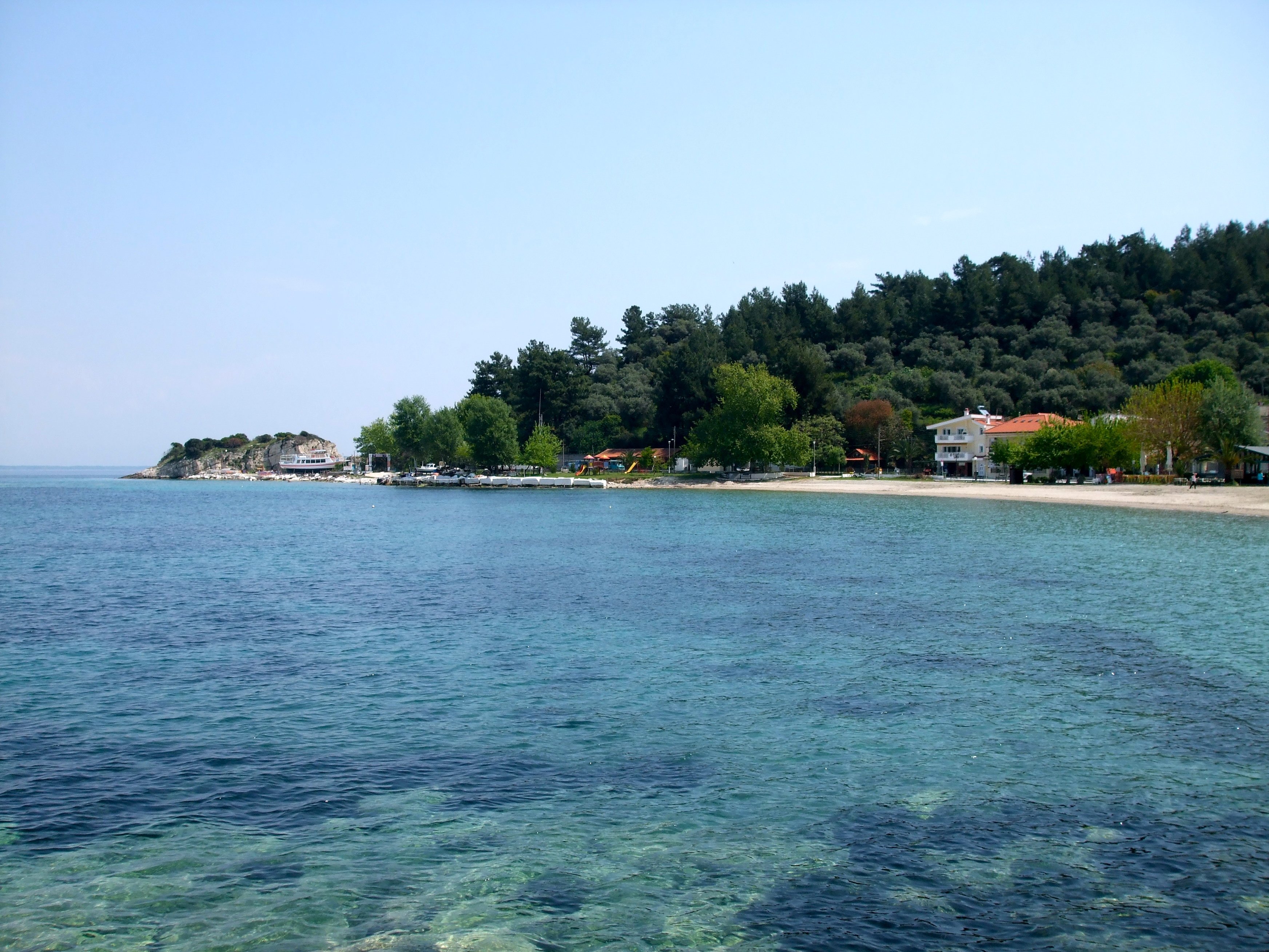 The beach at Potos, Thassos, Greece Photo from Potos in Thassos ...