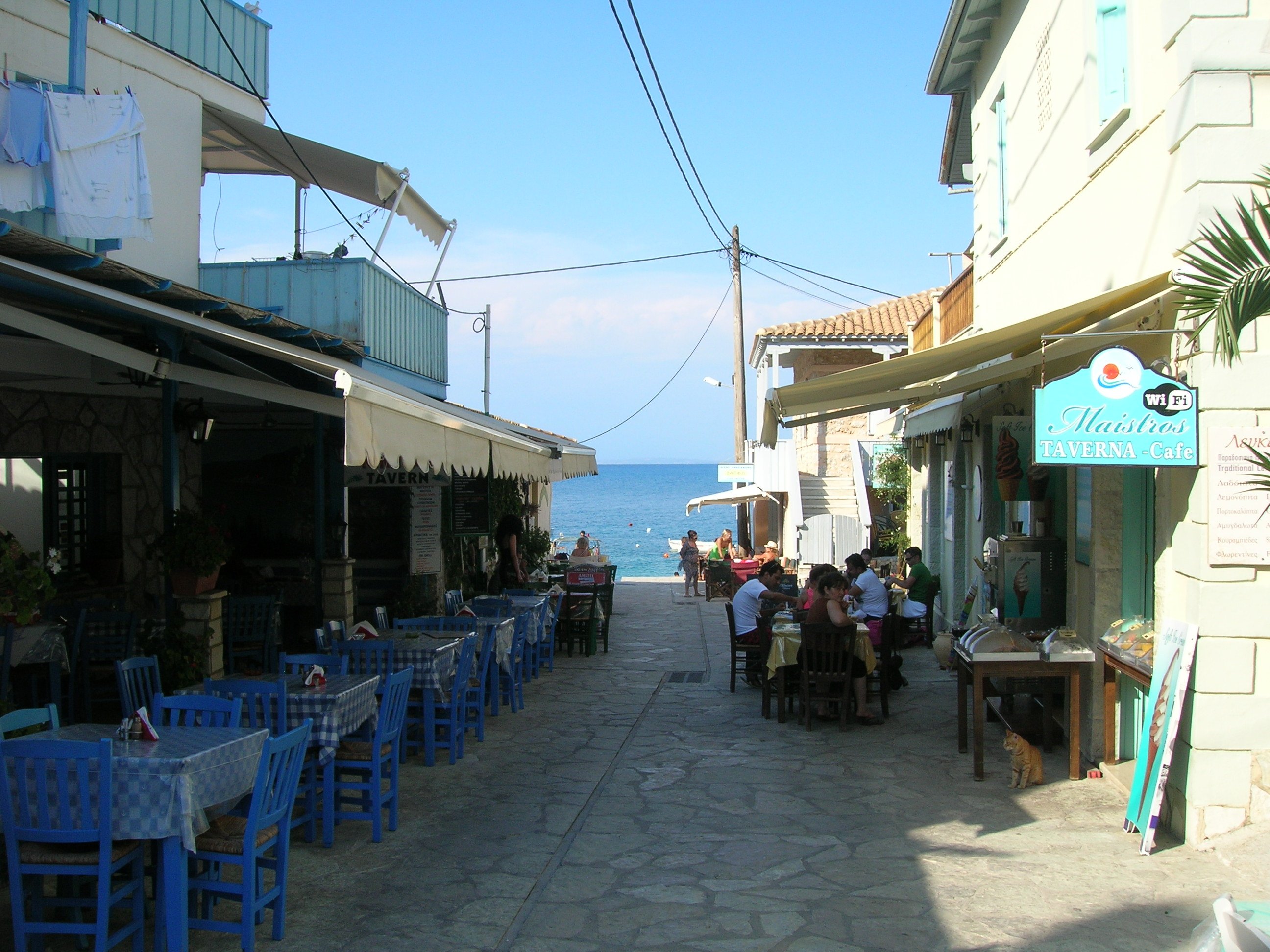Taverna in Agios Nikitas Photo from Agios Nikitas in Lefkada | Greece.com